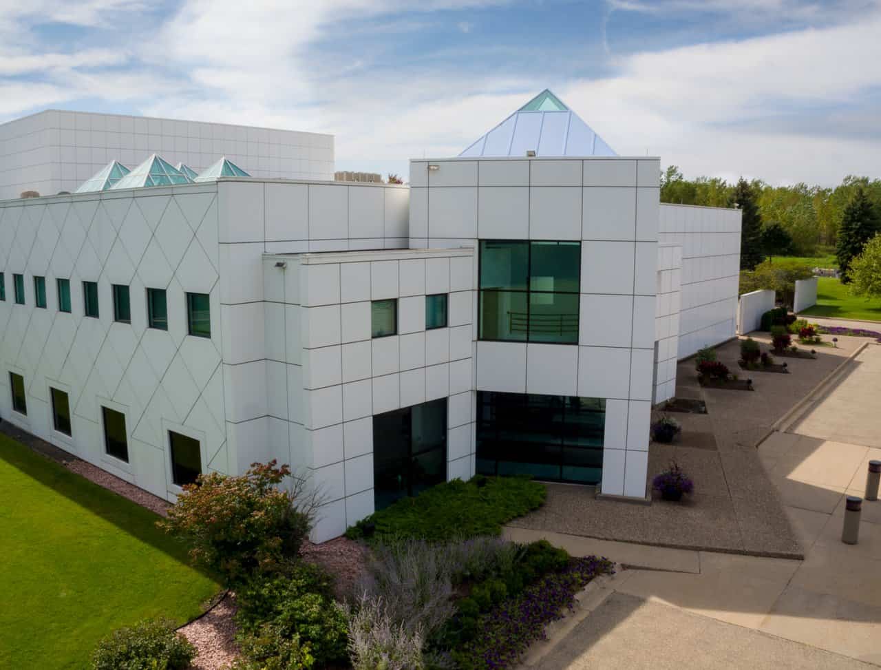 Purple Reign: A Fan's Guide to Touring Prince's Paisley Park